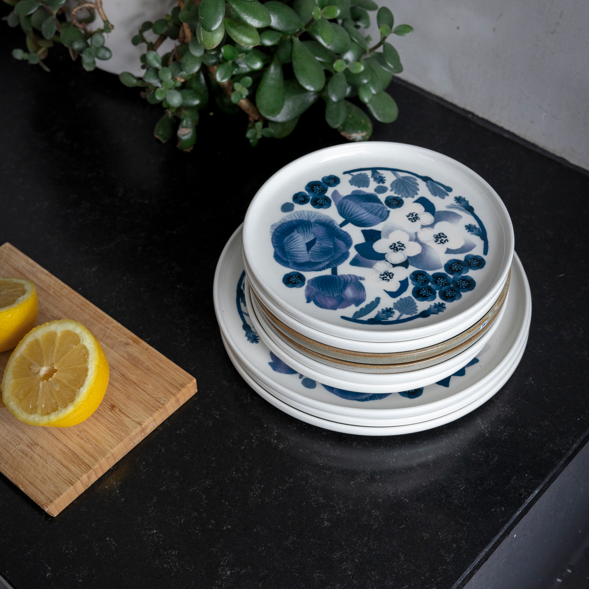 Lapin Kukka Lautanen& Sininen 20 cm – PENTIK