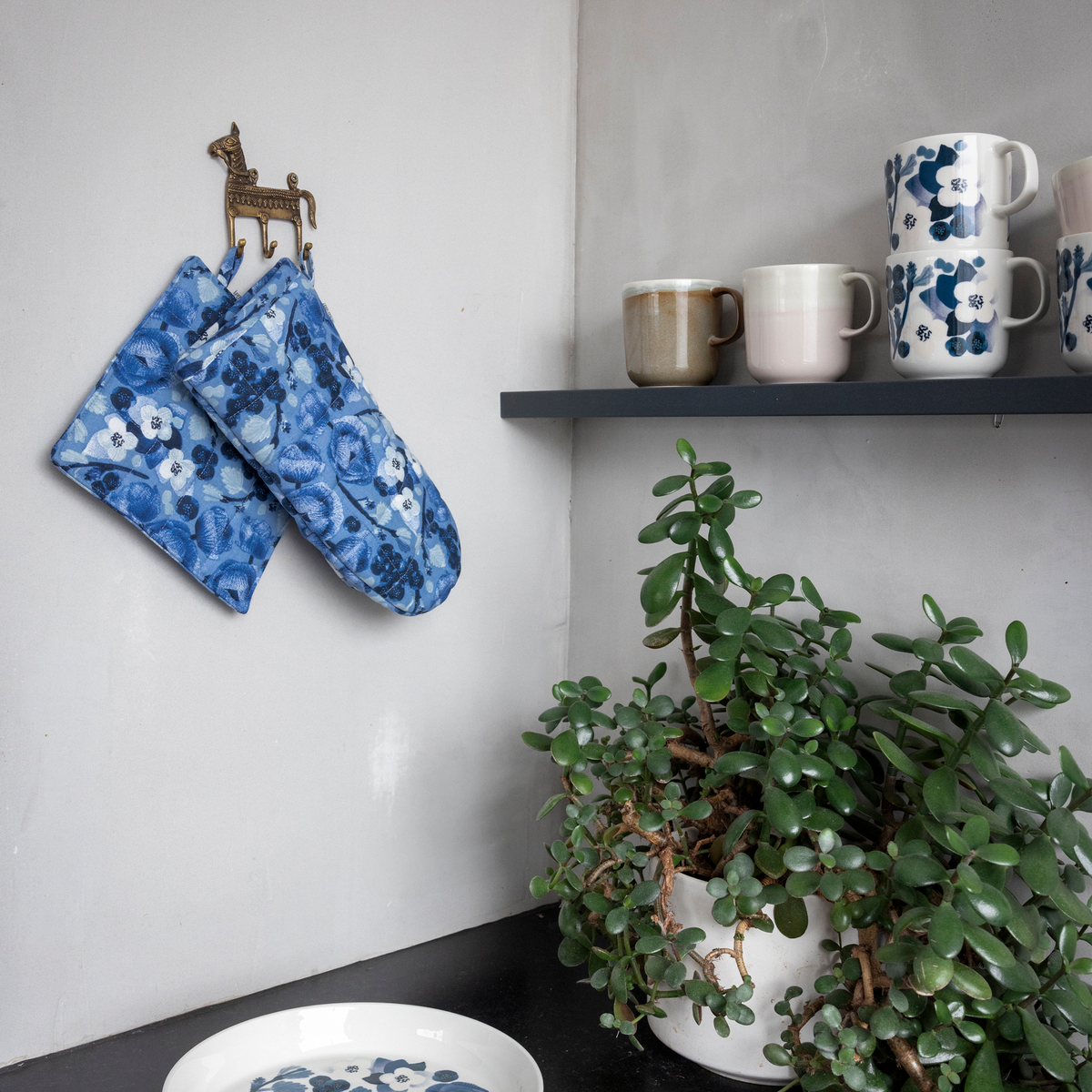 Lapin Kukka Patakinnas& Sininen 16x31 cm – PENTIK